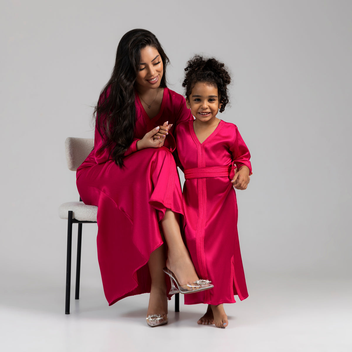 Crimson Kids – Moukhmalie